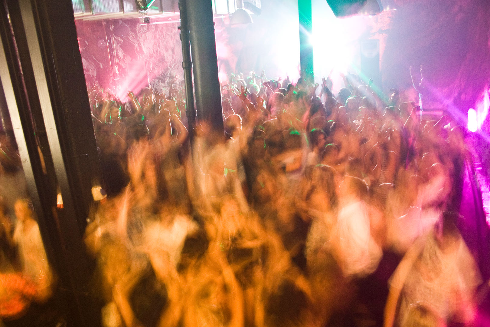 Fester – Skyddsrummet